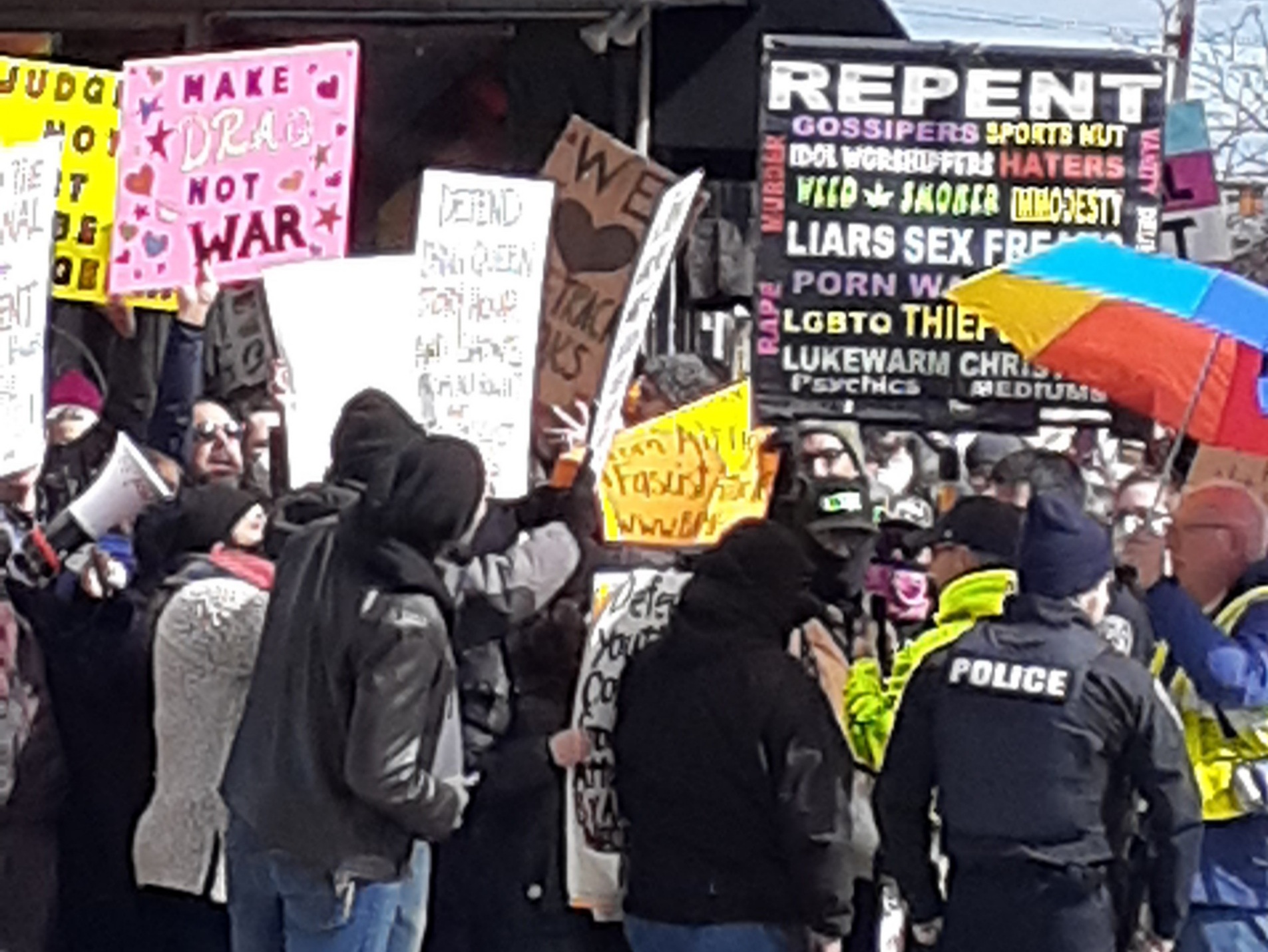 Protest, Free Speech, and the “Paradox of Tolerance” in America – Brass ...